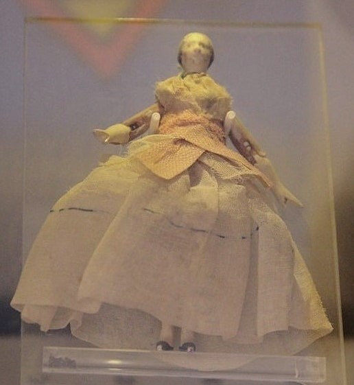 ‘Patty Reed’s doll’ (Donner Party artifact) | SangamonLink